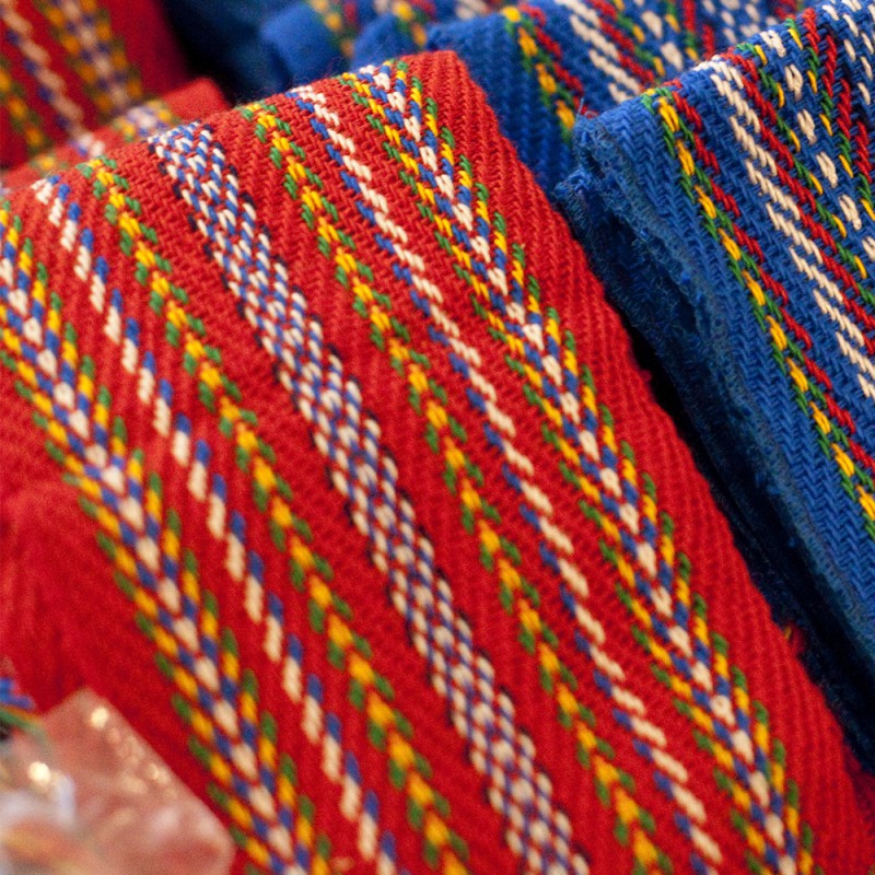 Ceinture fléchée rouge (55150) – Accent bleu du Québec